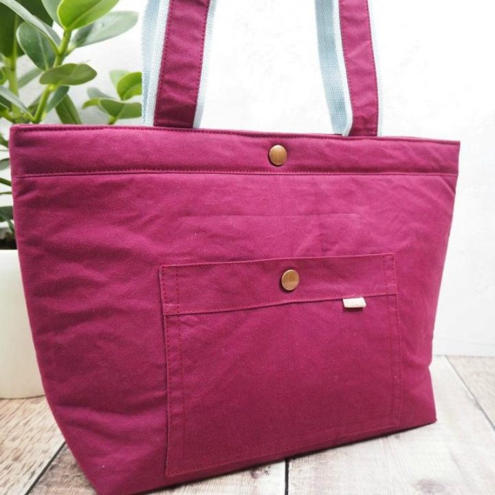 The Overnight Bag FREE sewing pattern - Sew Modern Bags