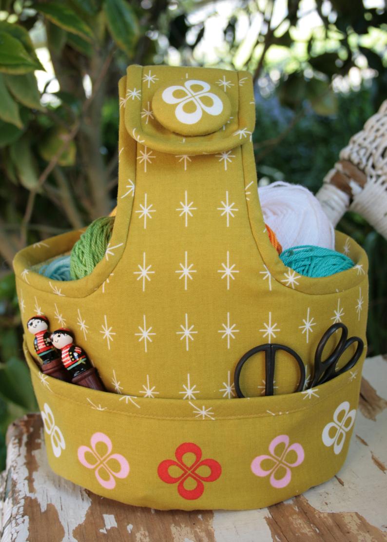 Crafty Carrier sewing pattern - Sew Modern Bags