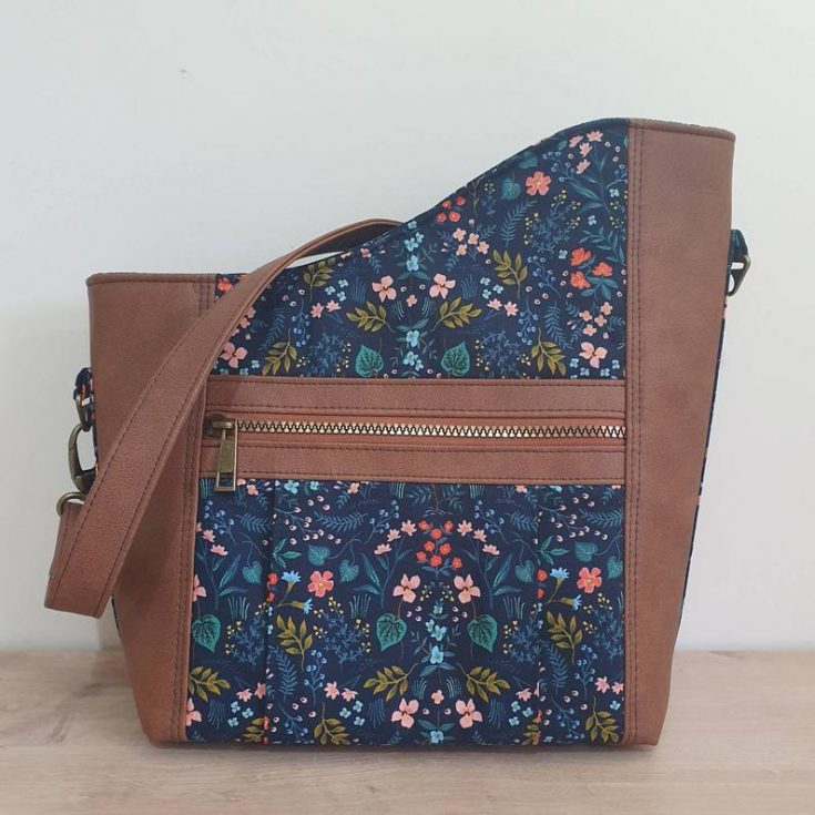 Lined Canvas Tote Bag - free pattern - Sew Modern Bags