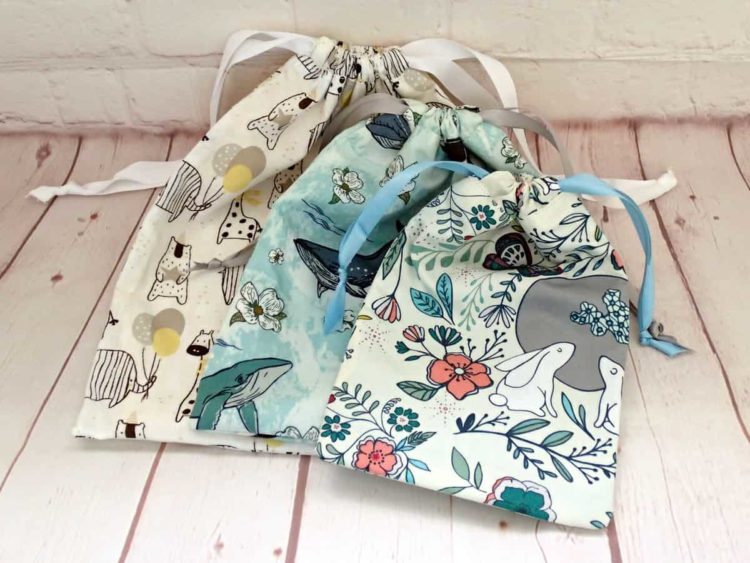 Dorset Easy Drawstring Bags FREE sewing pattern (3 sizes) - Sew Modern Bags