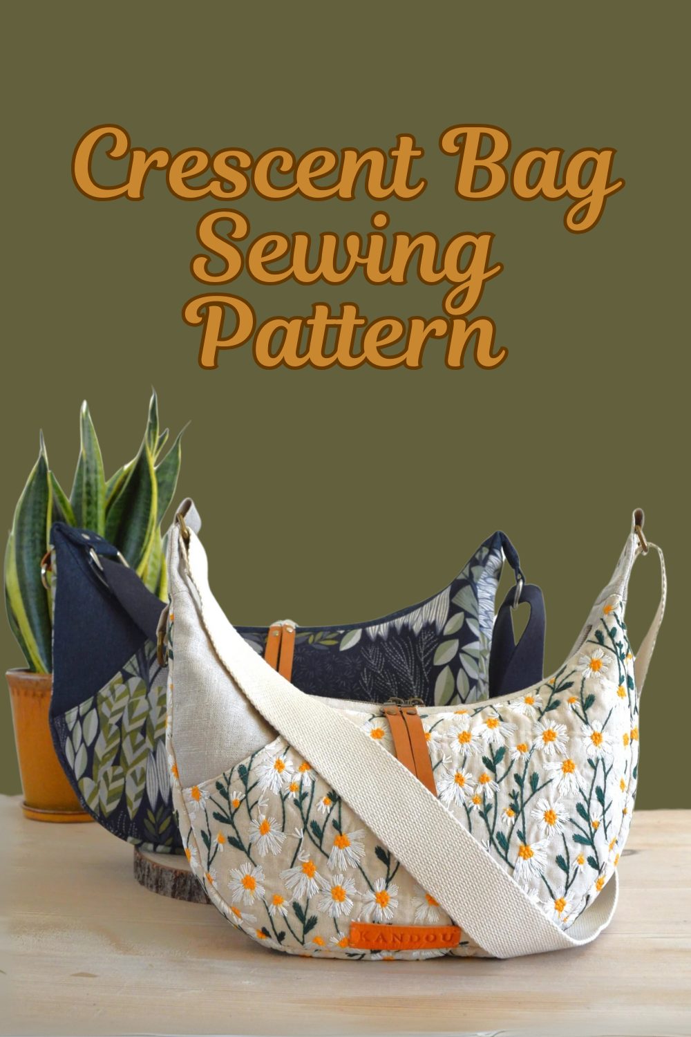 Crescent Bag Sewing Pattern by Kandou Patterns - Sew Modern Bags